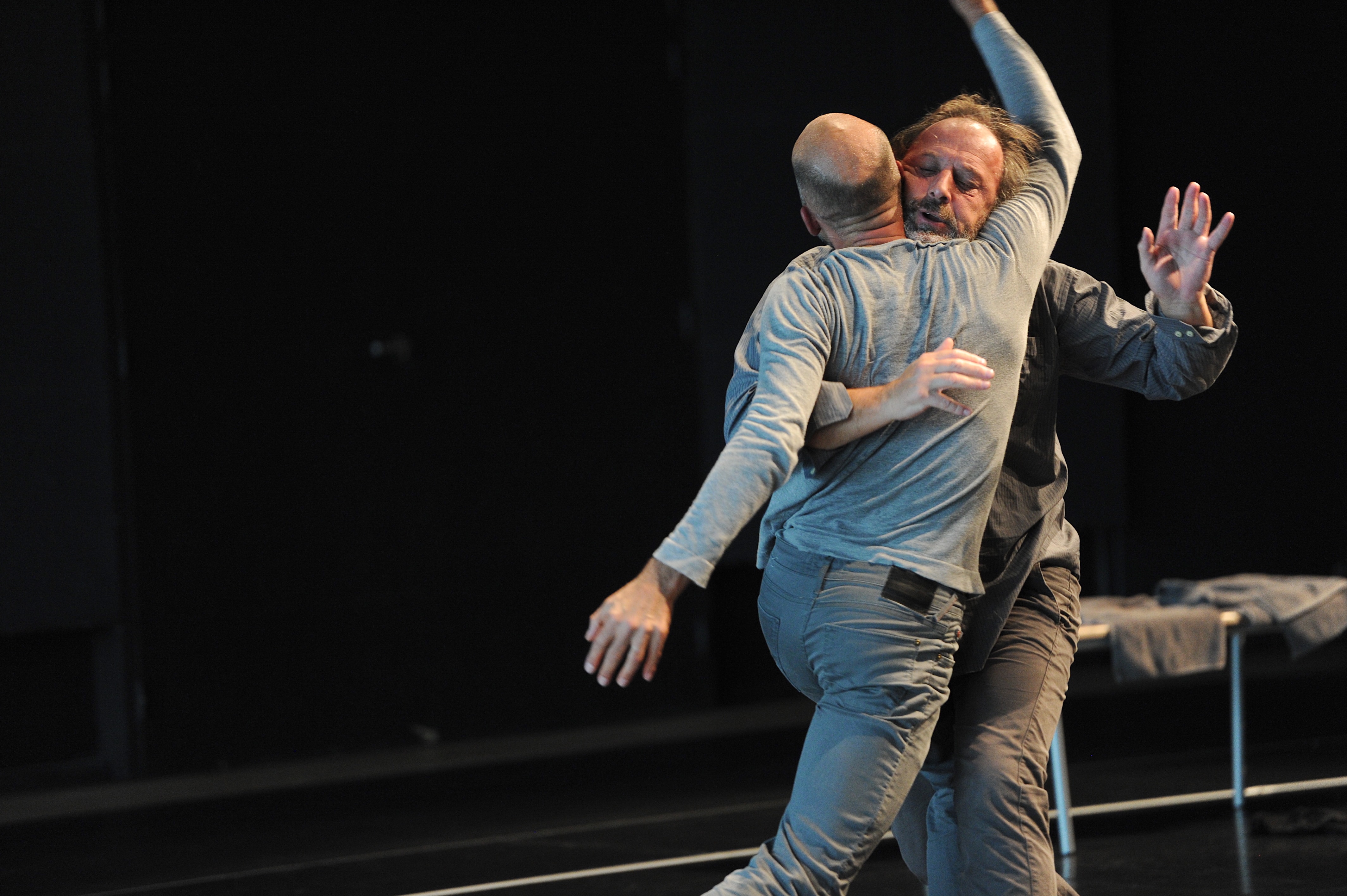 Dans mes bras, un duo entre Patrick Pineau & Sylvain Groud - Spectacles ...