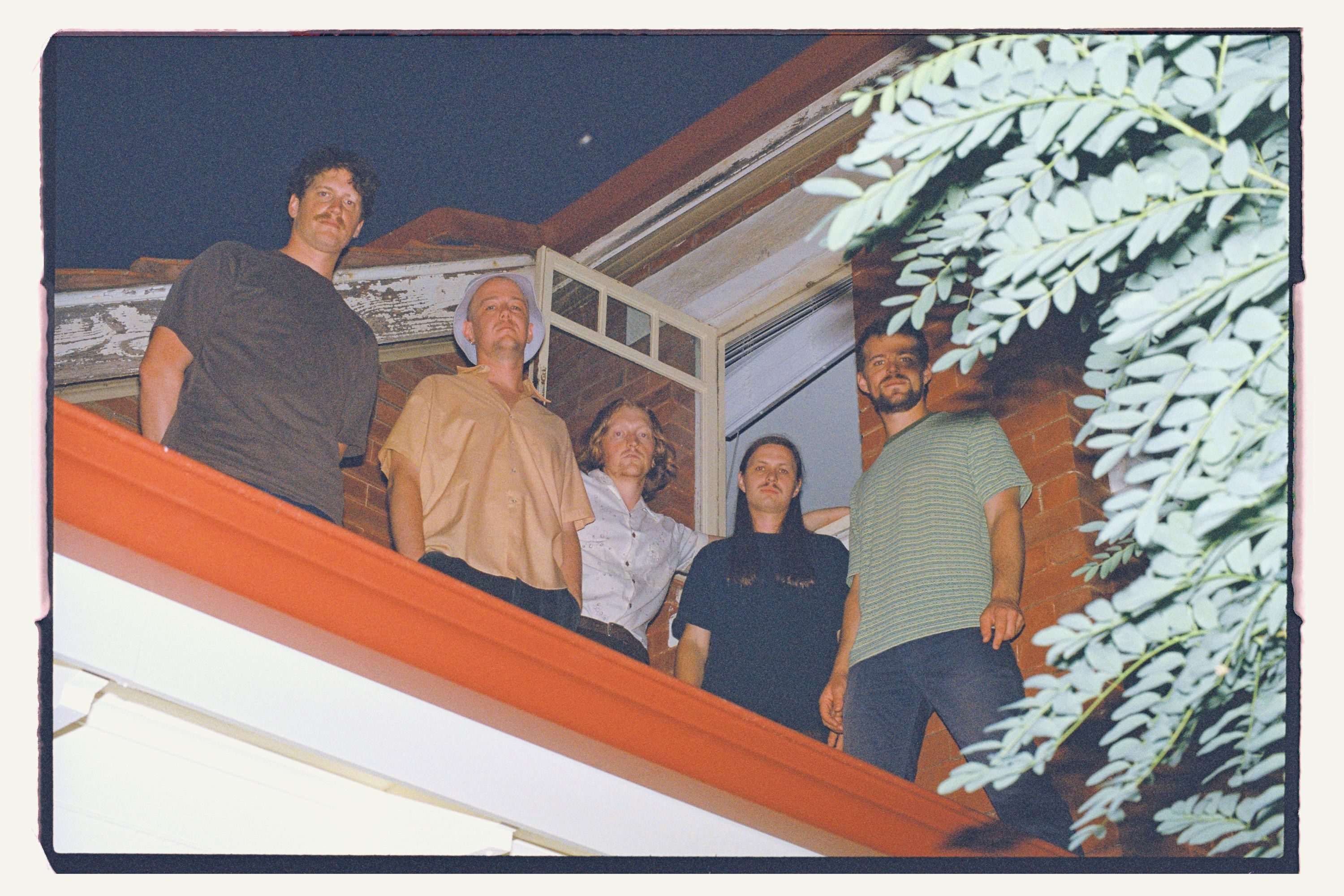 Surprise Chef + Glass Beams - Concerts - LillelaNuit.com